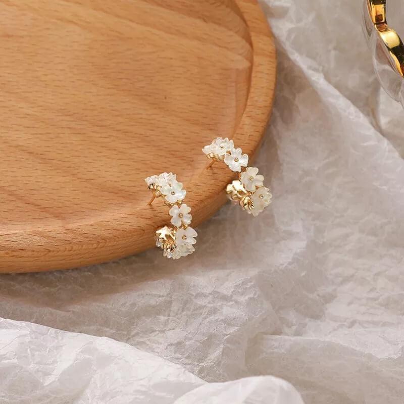 Baby Breath Hoops | White Tanuki
