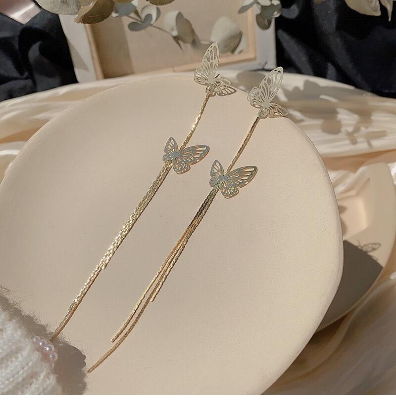 Catching Butterflies Earrings | White Tanuki